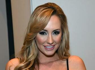 [22+] August Ames Wallpapers on WallpaperSafari