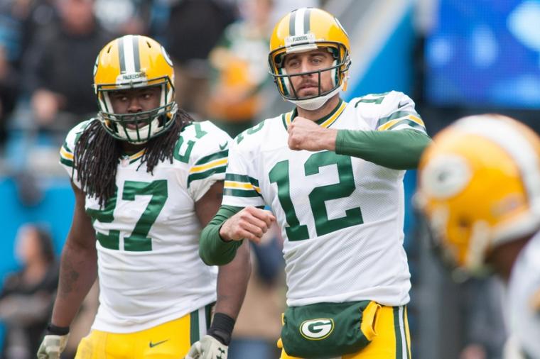 🔥 Free Download Aaron Rodgers Changes The Play While Running Back Eddie ...