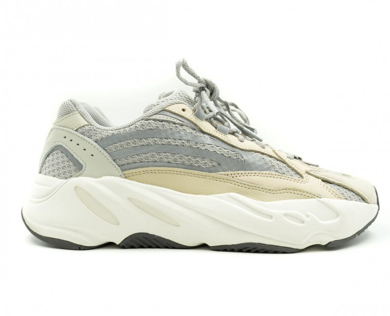 🔥 [60+] Adidas Yeezy Boost 700 V2 Cream Wallpapers | WallpaperSafari