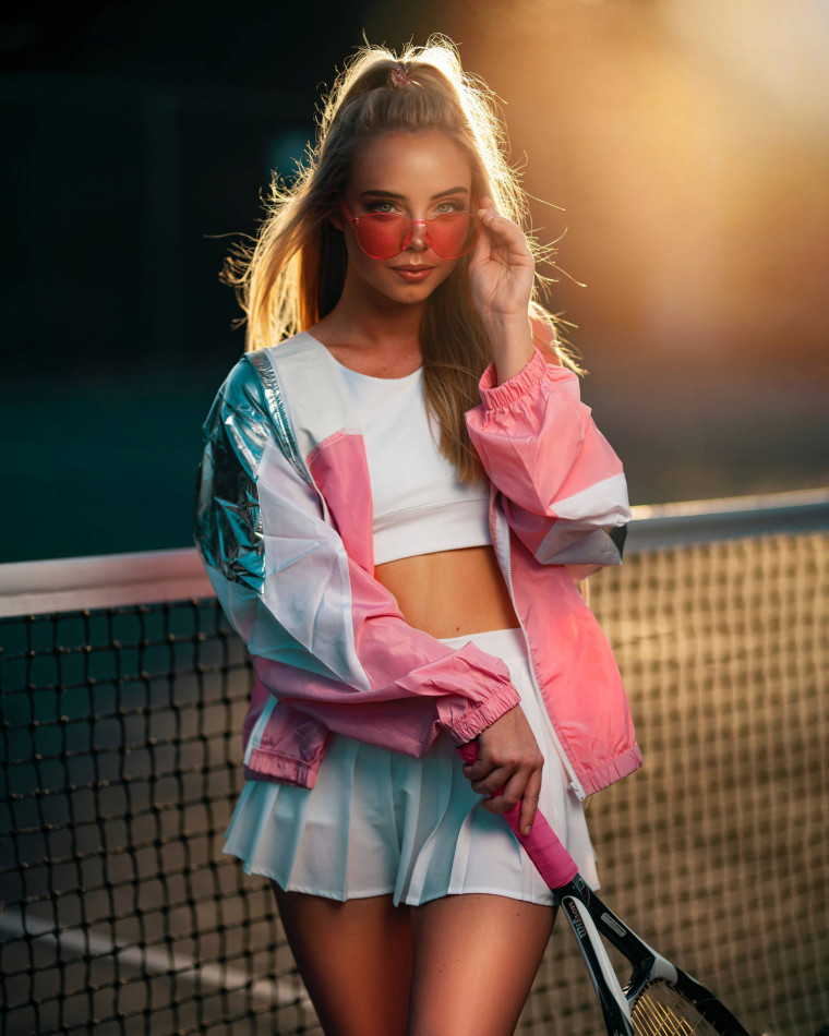 lauraferrell Wallpaper Collection on WallpaperSafari