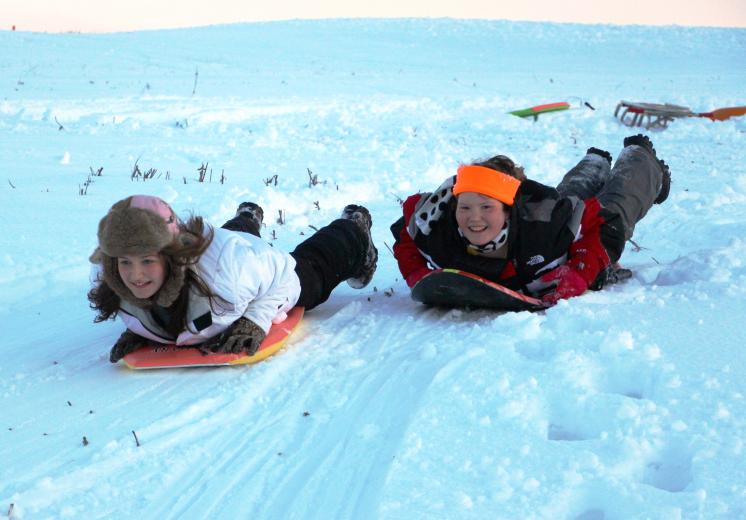 🔥 [50+] Sledding Wallpapers | WallpaperSafari