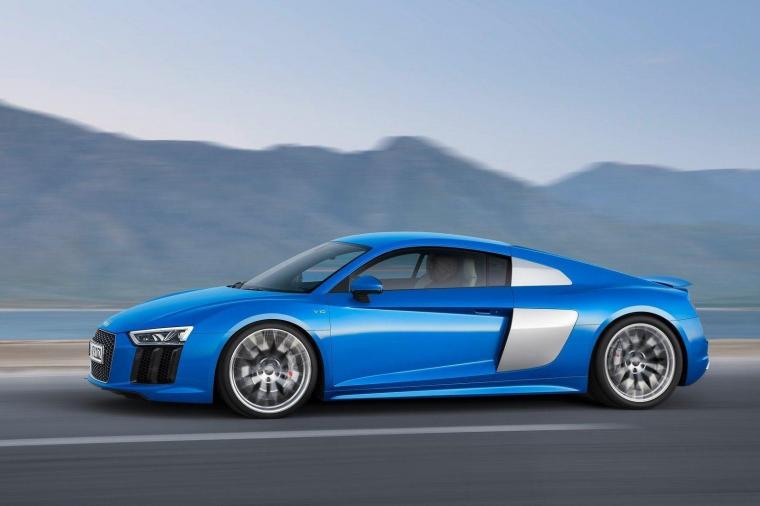 Free download Audi R8 Spyder 2016 Wallpapers [1366x768] for your ...