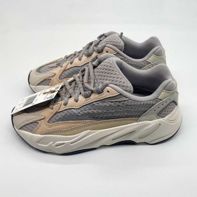 🔥 [60+] Adidas Yeezy Boost 700 V2 Cream Wallpapers | WallpaperSafari