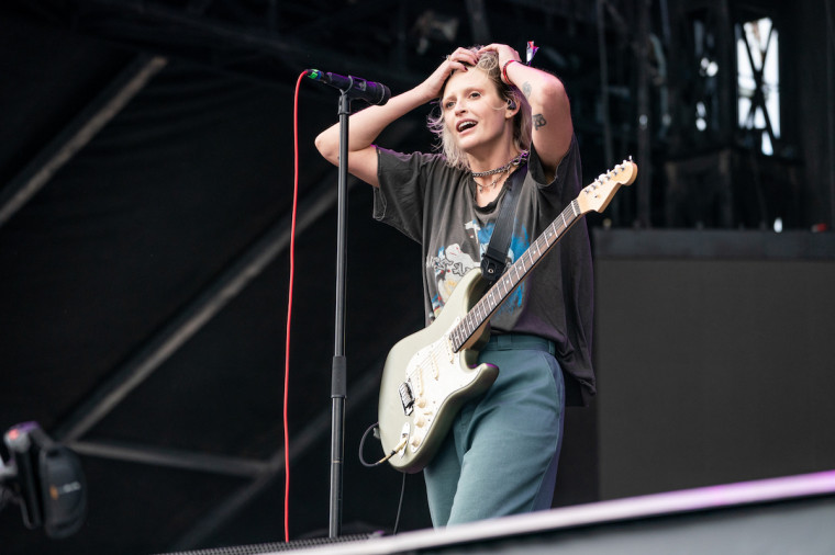 🔥 [80+] Emily Armstrong Wallpapers | WallpaperSafari