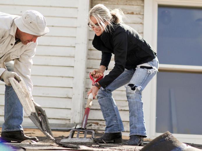 🔥 Free Download Curtis Host Of Diy Network S Rehab Addict Nicole Hd ...