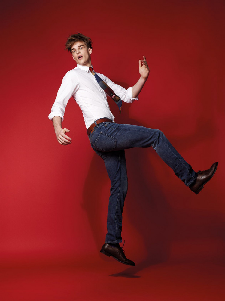 🔥 [80+] Male Pose Wallpapers | WallpaperSafari