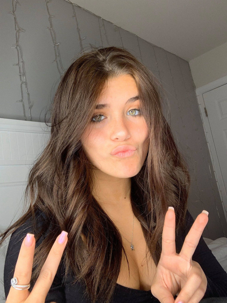 🔥 [70+] Famous Tiktokers Wallpapers | WallpaperSafari