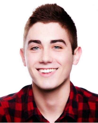 🔥 [50+] Greg from Pitch Perfect Wallpapers | WallpaperSafari