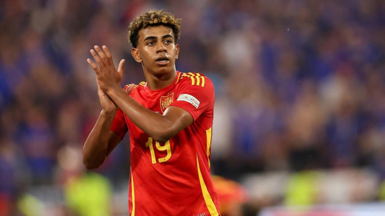 🔥 [40+] Lamine Yamal Desktop Wallpapers | WallpaperSafari