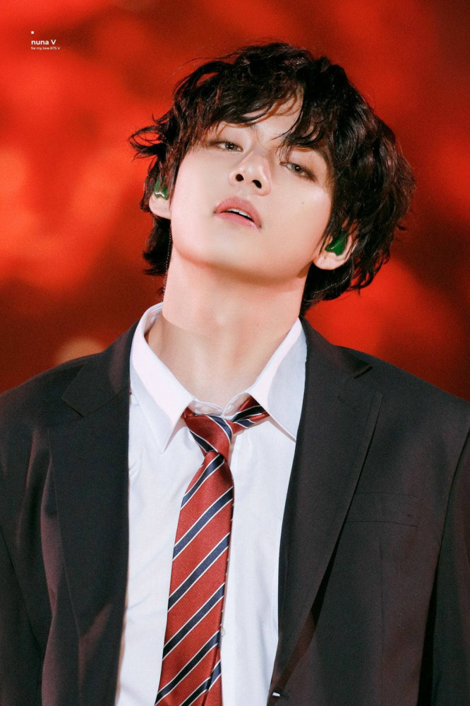 🔥 [70+] Bts Tae Hyung Wallpapers | WallpaperSafari