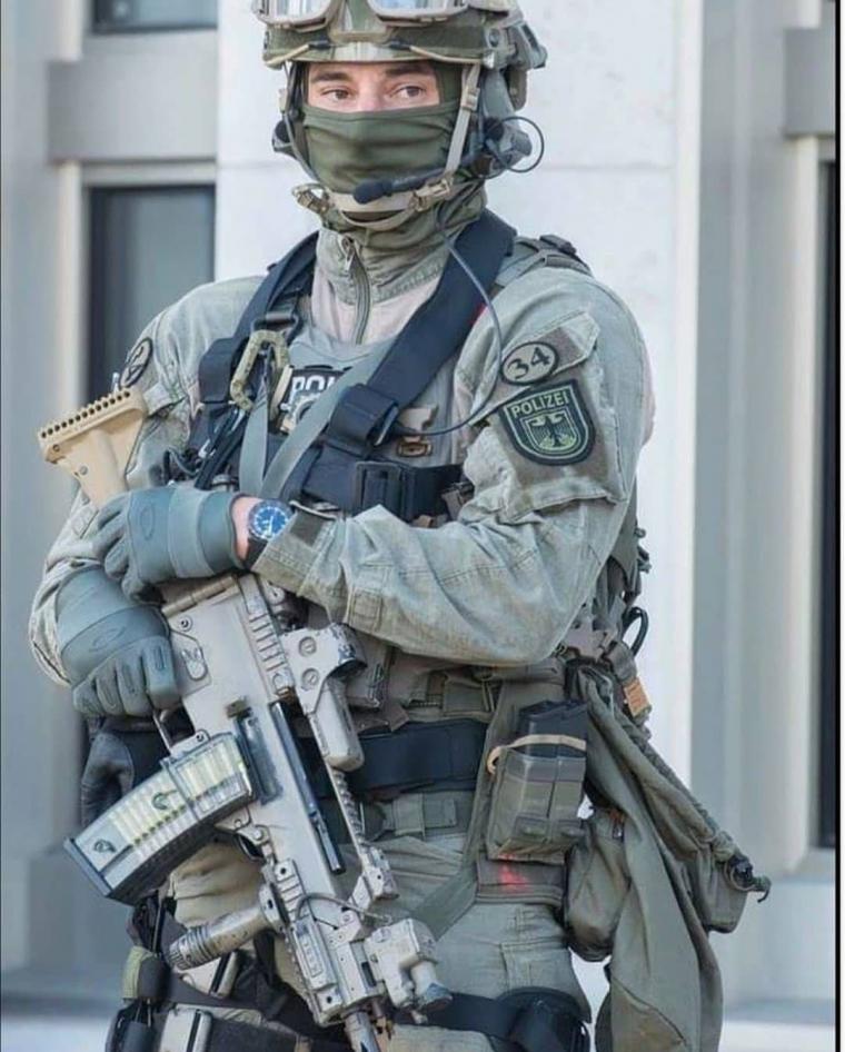 🔥 [20+] GSG 9 Wallpapers | WallpaperSafari