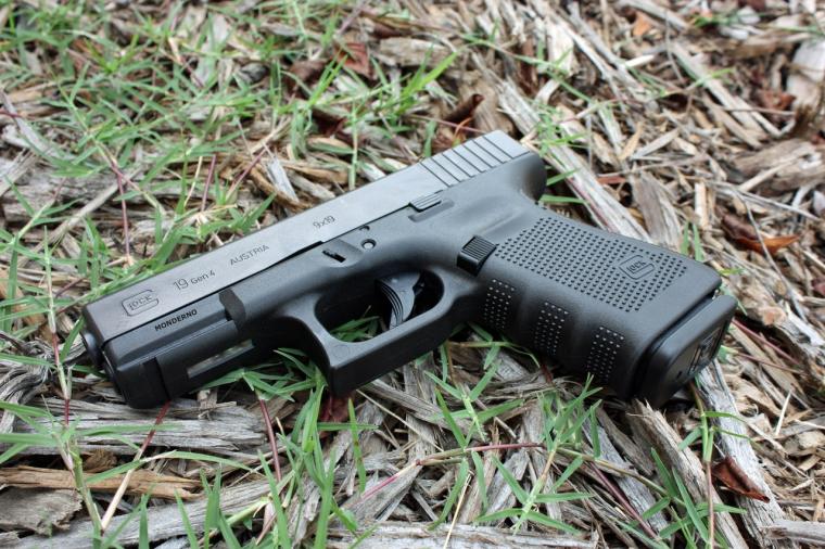 🔥 [50+] Glock 19 Wallpapers Desktop | WallpaperSafari