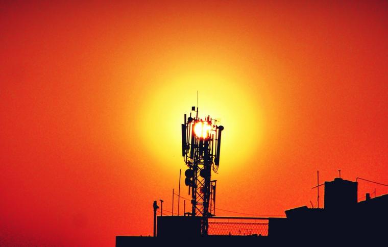 🔥 [50+] Hiding Wallpapers | WallpaperSafari