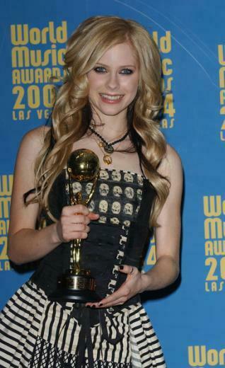 Free download Nicole Van Croft Facebook httppsalmmusicnetredman nichole ...